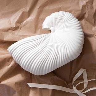 Shell Pot | Ferm Living | Vasen - Designermöbel von smow