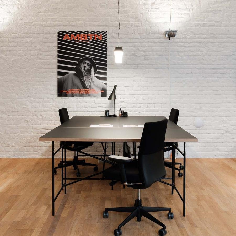 Eiermann Tisch | Richard Lampert | von Egon Eiermann - Original von smow