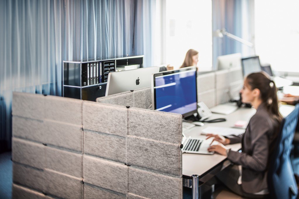 USM Privacy Panels Tischblende | USM Haller | USM Privacy Panels ...