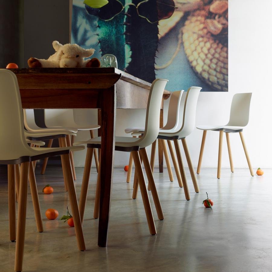 HAL RE Wood | Vitra | Stühle - Designermöbel von smow