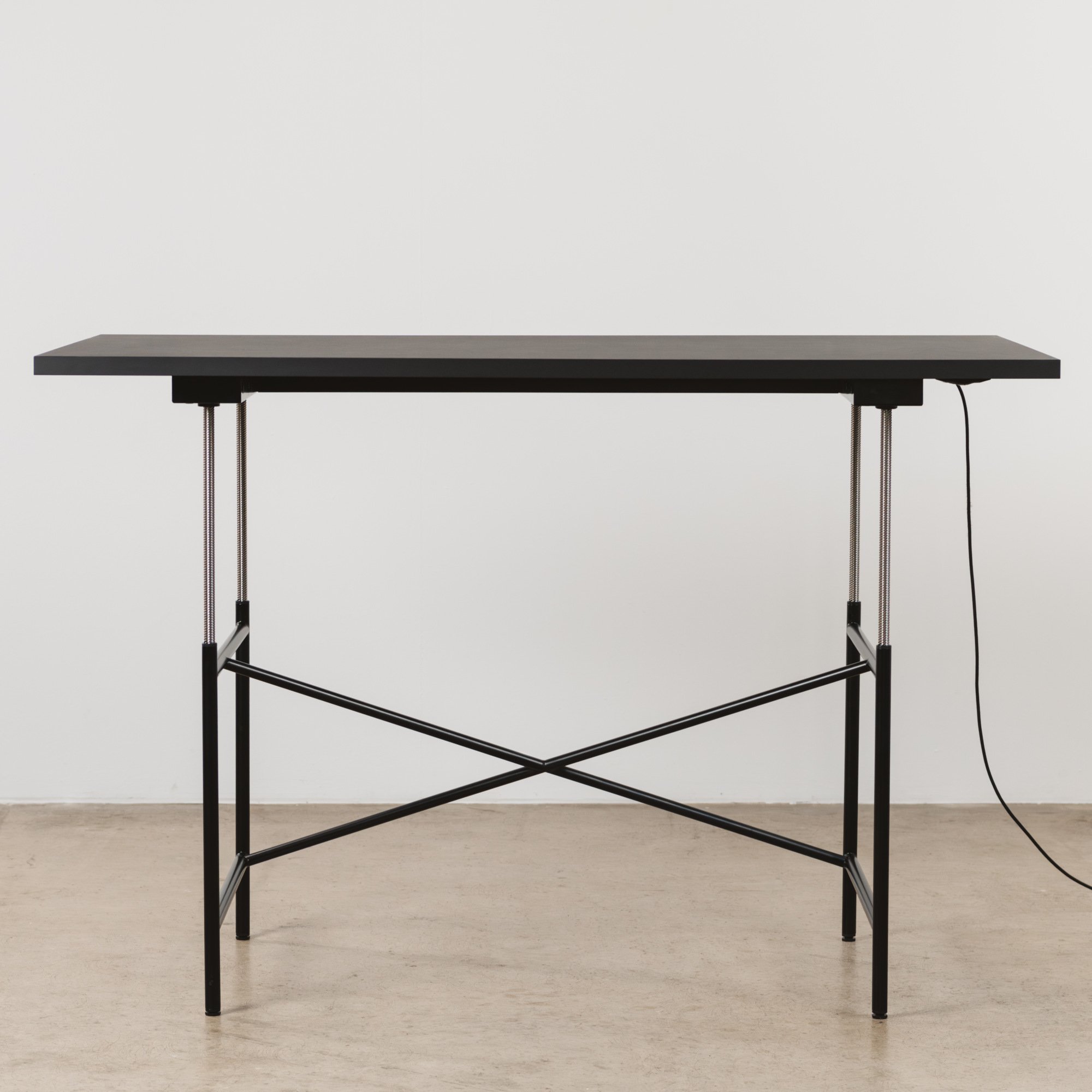Eiermann 1 Tisch E (Elektrische Höhenverstellung) | Richard Lampert ...
