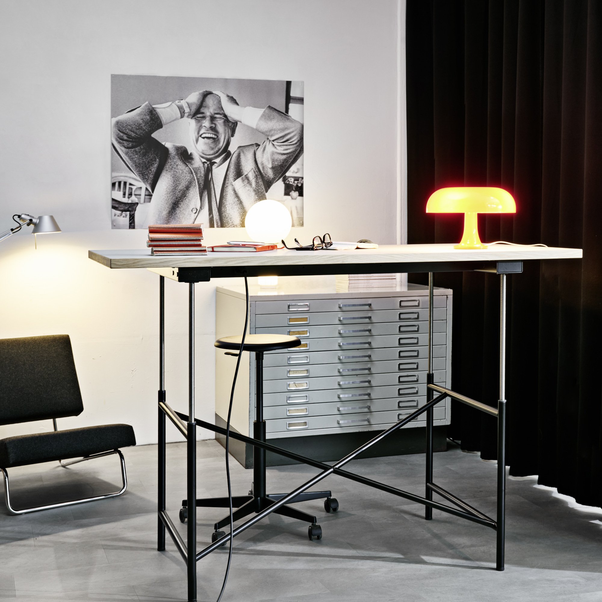 Eiermann 1 Tisch E (Elektrische Höhenverstellung) | Richard Lampert ...